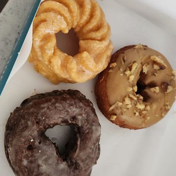 MAVERICKS DONUTS - Updated December 2025 - 21 Photos - 9732 Ellerslie ...