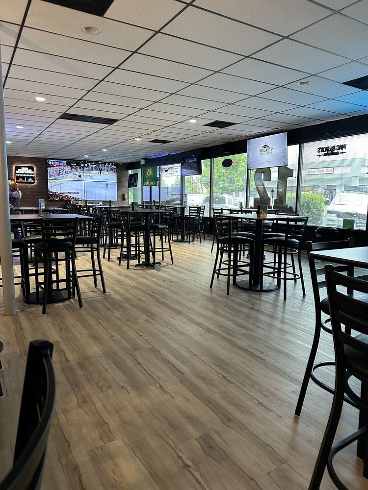 JT’S SPORTS BAR - Updated August 2024 - 11 Photos - 14920 Highway 99 ...