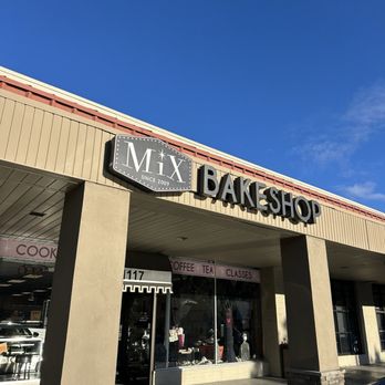 MIX BAKESHOP - Updated December 2025 - 356 Photos & 308 Reviews - 1117 ...