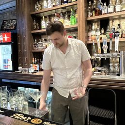 THE TOASTED FROG - Updated December 2025 - 122 Photos & 186 Reviews ...