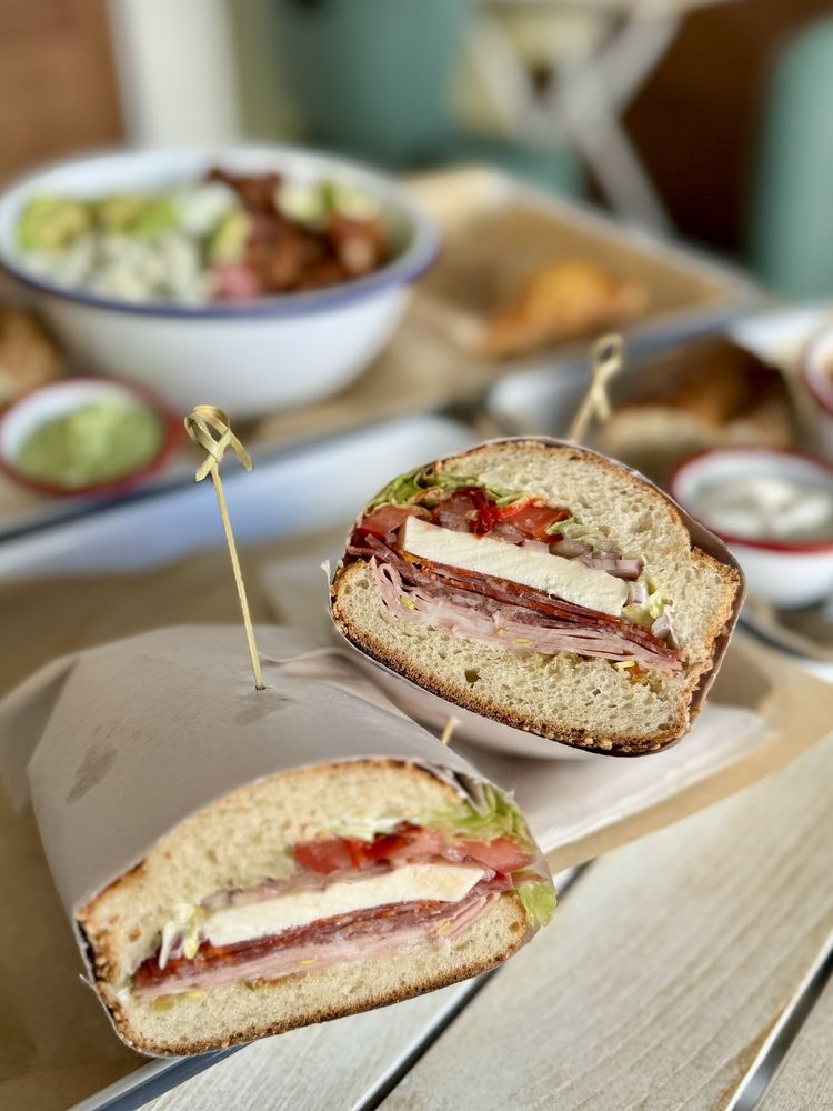 IGGY’S PLACE - Updated January 2026 - 324 Photos & 157 Reviews - 3519 ...