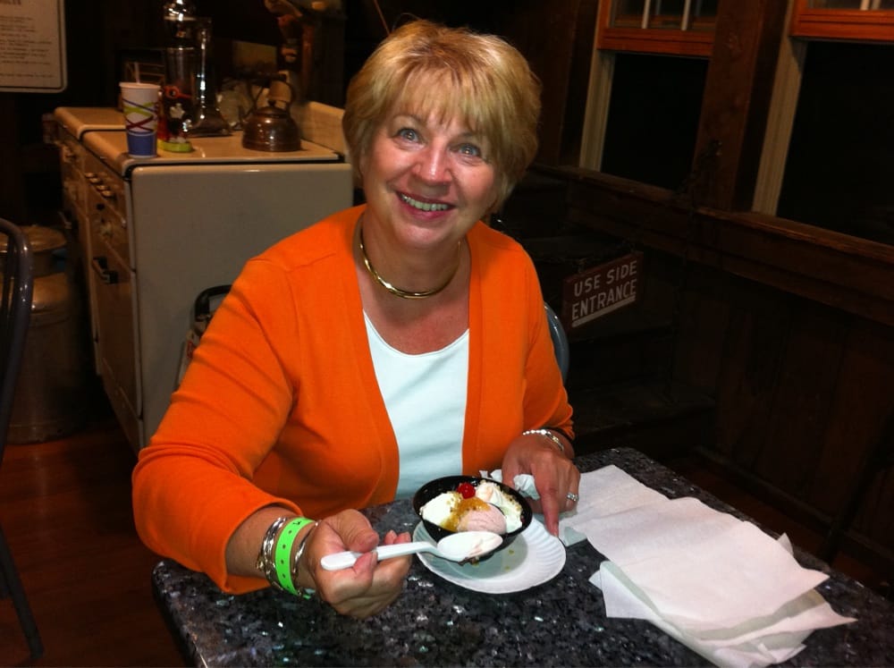 LICKETY SPLITZ - Updated August 2024 - 31 Photos & 65 Reviews - 2252 ...