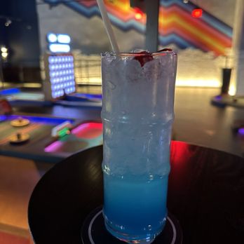 PUTTSHACK - NATICK - Updated November 2025 - 96 Photos & 41 Reviews ...