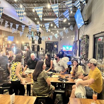 BENCHTOP BREWING - Updated August 2025 - 139 Photos & 81 Reviews - 1129 ...