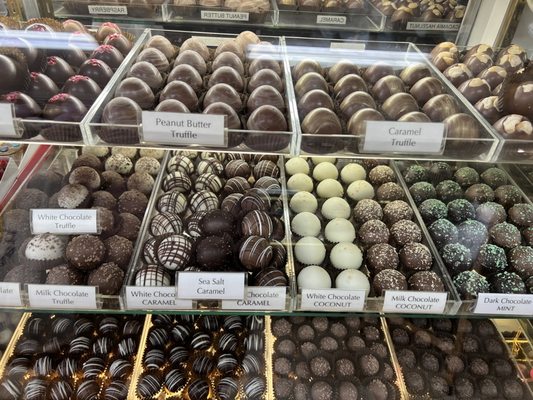 CHOCOLATE PLACE - Updated October 2025 - 67 Photos & 36 Reviews - 839 ...