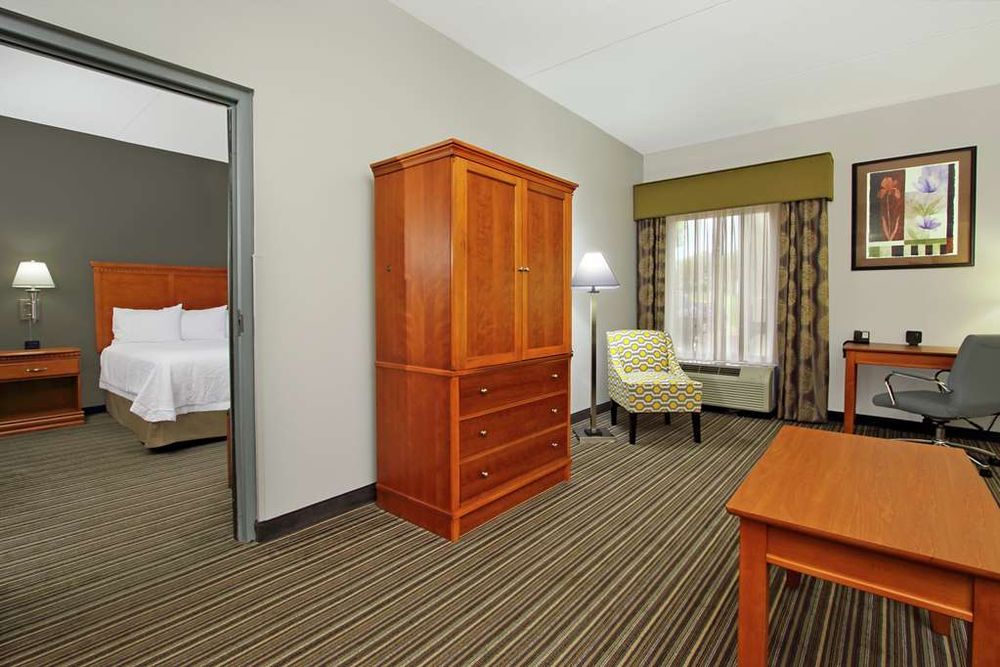 HAMPTON INN ASHTABULA - Updated March 2026 - 123 Photos & 14 Reviews ...