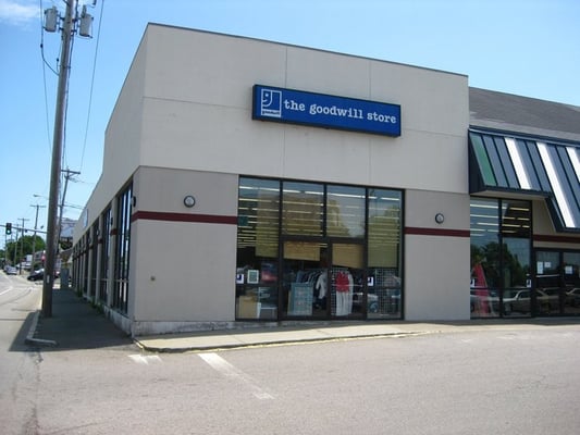 THE GOODWILL STORE - Updated January 2026 - 46 Reviews - 625 Southern ...