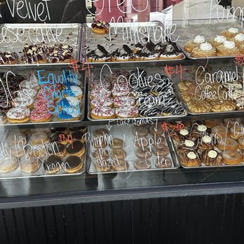 GROUNDS DONUT HOUSE - Updated January 2025 - 144 Photos & 40 Reviews ...