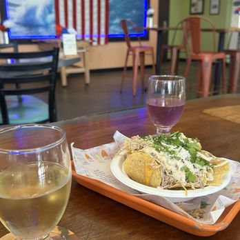 SOCAL VIBES - Updated December 2025 - 456 Photos & 321 Reviews - 17812 ...