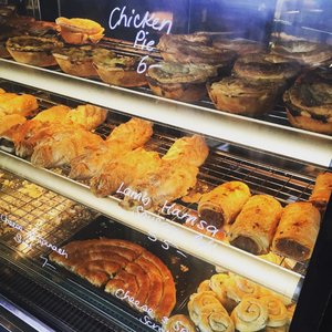 HANKS BAKERY - Bakeries - 93 Main S Rd, O'Halloran Hill South Australia ...