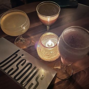 BISOUS - Updated September 2024 - 59 Photos & 28 Reviews - 938 W Fulton ...