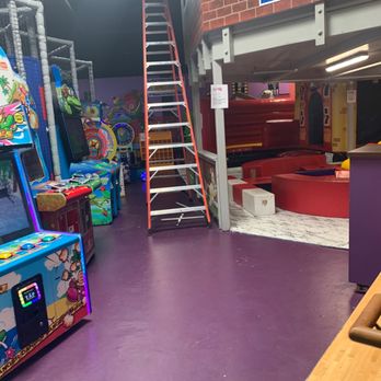 LOST WORLDS FUNTROPOLOUS - 81 Photos & 116 Reviews - 5401 Camden Ave ...