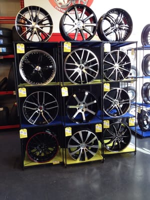 TOWN FAIR TIRE - Updated October 2025 - 22 Photos & 76 Reviews - 451 ...