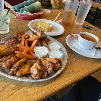 THE WING CAFE & TAP HOUSE - 258 Photos & 336 Reviews - 2145 Roswell Rd ...