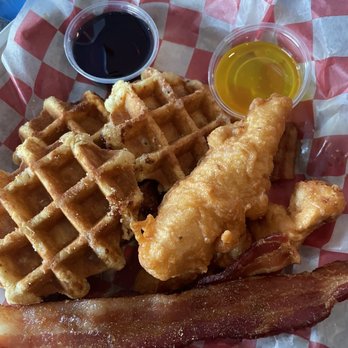 ADA GARAGE BAR & GRILL - Updated May 2025 - 52 Photos & 54 Reviews ...