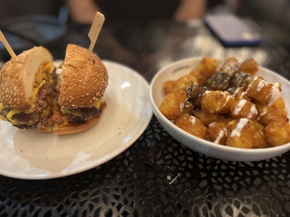 NOWON BUSHWICK - Updated December 2024 - 424 Photos & 120 Reviews - 436 ...