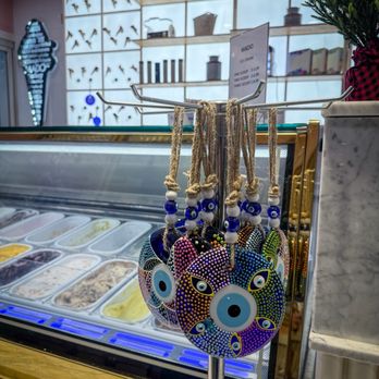 MADO YONGE - Updated December 2025 - 107 Photos & 52 Reviews - 144 ...