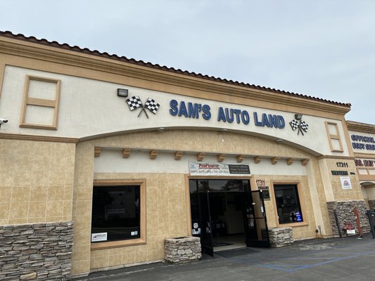 SAM’S AUTO LAND - Updated December 2025 - 56 Photos & 167 Reviews ...