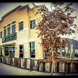 THE GREEN GATOR - Updated December 2025 - 305 Photos & 268 Reviews ...