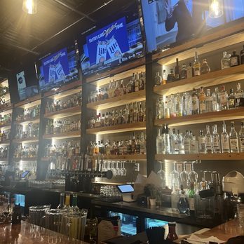 MAGNOLIA TAVERN - Updated January 2025 - 147 Photos & 200 Reviews ...