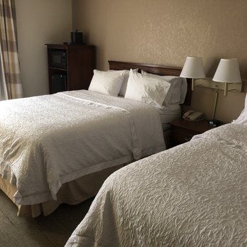 HAMPTON INN & SUITES SPRINGFIELD - Updated December 2025 - 145 Photos ...