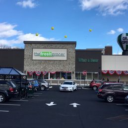 THE FRESH GROCER OF MONUMENT ROAD - Updated September 2025 - 50 Photos ...