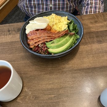 TRIOS BISTRO - Updated January 2026 - 31 Photos & 26 Reviews - 525 Bay ...