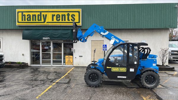 HANDY RENTS - Updated January 2026 - 12 Photos - 35571 Vine St ...