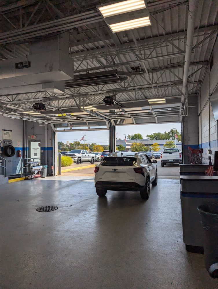 FELDMAN CHEVROLET OF NOVI - Updated October 2025 - 34 Photos & 204 ...