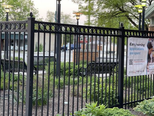 CHICAGO PUBLIC LIBRARY - EDGEBROOK - Updated October 2025 - 32 Photos ...