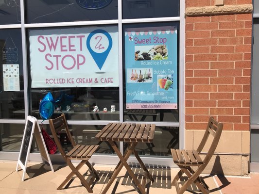 GENEVA COMMONS - 27 Photos & 23 Reviews - Shopping Centers - 602 ...