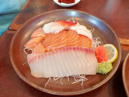 SUSHI BONG - 231 Photos & 350 Reviews - 5 Northtown Way, North York ...