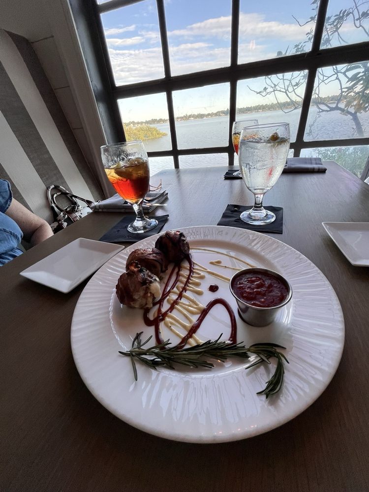 CHICANES RESTAURANT & BAR - Updated August 2025 - 153 Photos & 206 ...