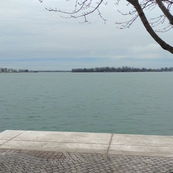 SHERBOURNE COMMON - Updated December 2025 - 54 Photos & 11 Reviews ...