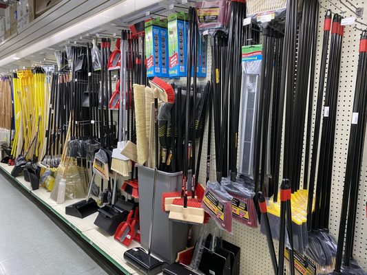 WIN DEPOT RESTAURANT EQUIPMENT CENTER - Updated May 2024 - 567 Photos ...