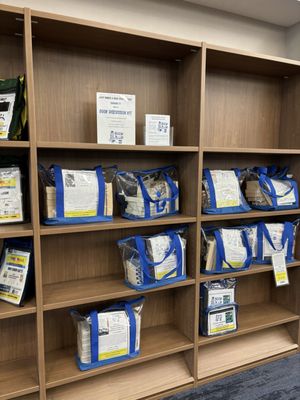 GREECE PUBLIC LIBRARY - Updated October 2025 - 41 Photos & 18 Reviews ...