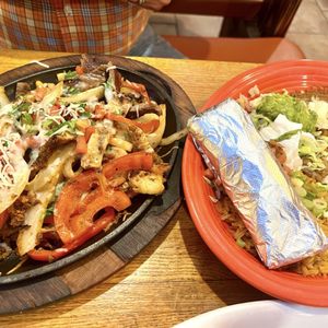 LOS GUAPOS LATÍN FOOD - Updated July 2025 - 18 Photos & 17 Reviews ...