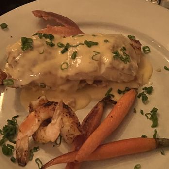 RED SHOE ISLAND BISTRO - 212 Photos & 197 Reviews - 411 Petronia St ...
