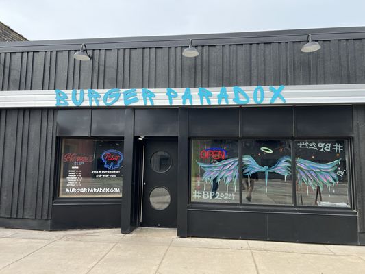 BURGER PARADOX - Updated June 2024 - 20 Photos & 24 Reviews - 2113 W ...