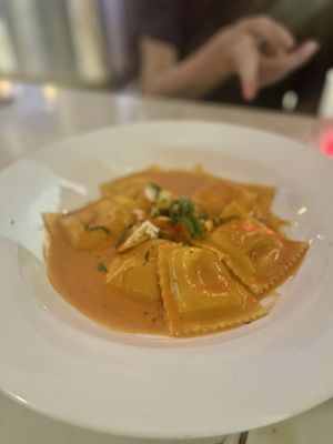 THE SHELL RESTAURANT - Updated December 2025 - 170 Photos & 155 Reviews ...