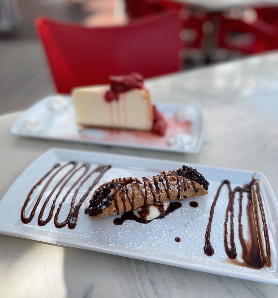 CAPONE’S COAL FIRED PIZZA - Updated February 2025 - 677 Photos & 740 ...