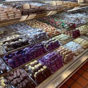 DORTONI BAKERY - 829 Photos & 592 Reviews - 3264 Hempstead Tpke ...