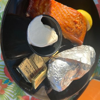 THE MAPLE ANGUS - Updated December 2025 - 26 Photos & 23 Reviews - 702 ...