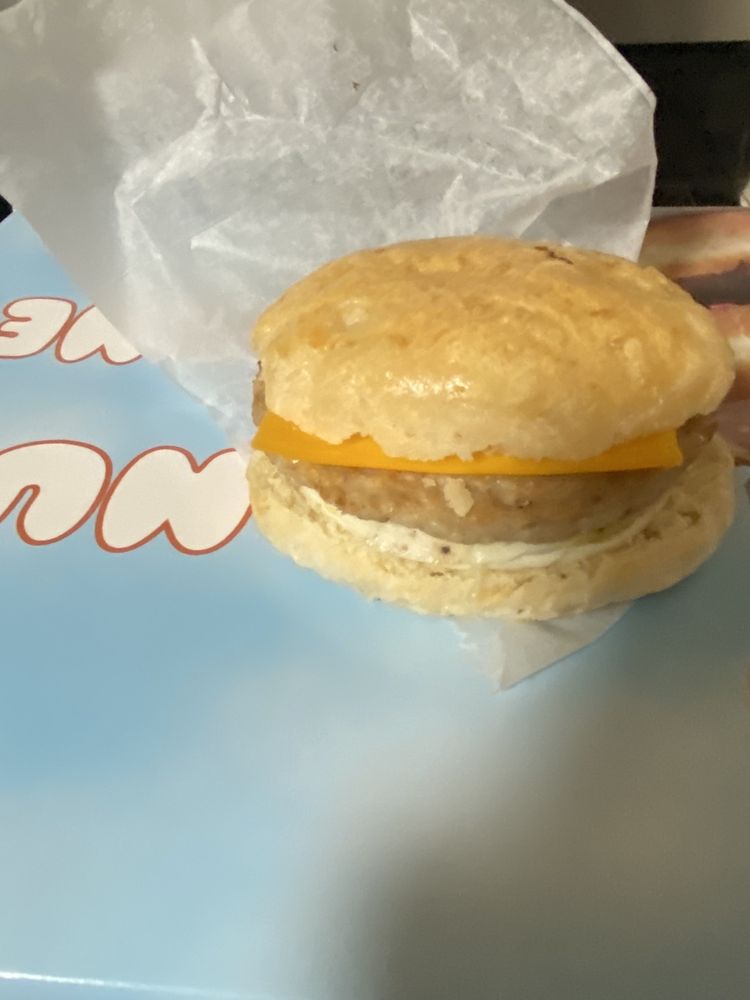 LOVES’ DONUTS - 39 Photos - 106 N Bloomongton St, Lowell, Arkansas ...