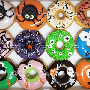 MAX’S DONUT SHOP - Updated December 2025 - 190 Photos & 354 Reviews ...