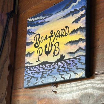 BOATYARD PUB - Updated May 2024 - 451 Photos & 470 Reviews - 1583 ...