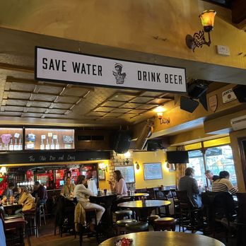 THE LOCKE BAR - Updated May 2025 - 230 Photos & 175 Reviews - 3 George ...