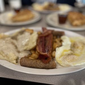 MULLIGANS - Updated December 2025 - 14 Photos & 32 Reviews - 300 Ponce ...