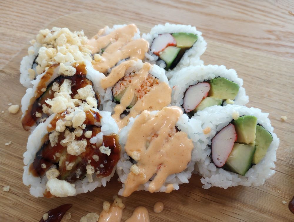 MAKI SUSHI & POKE - Updated December 2025 - 15 Photos - 5754 Hazeldean ...