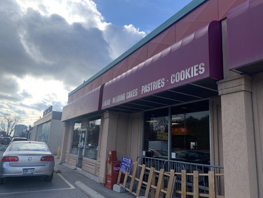 CALABRIA BAKERY - Updated October 2025 - 41 Photos & 26 Reviews - 1770 ...